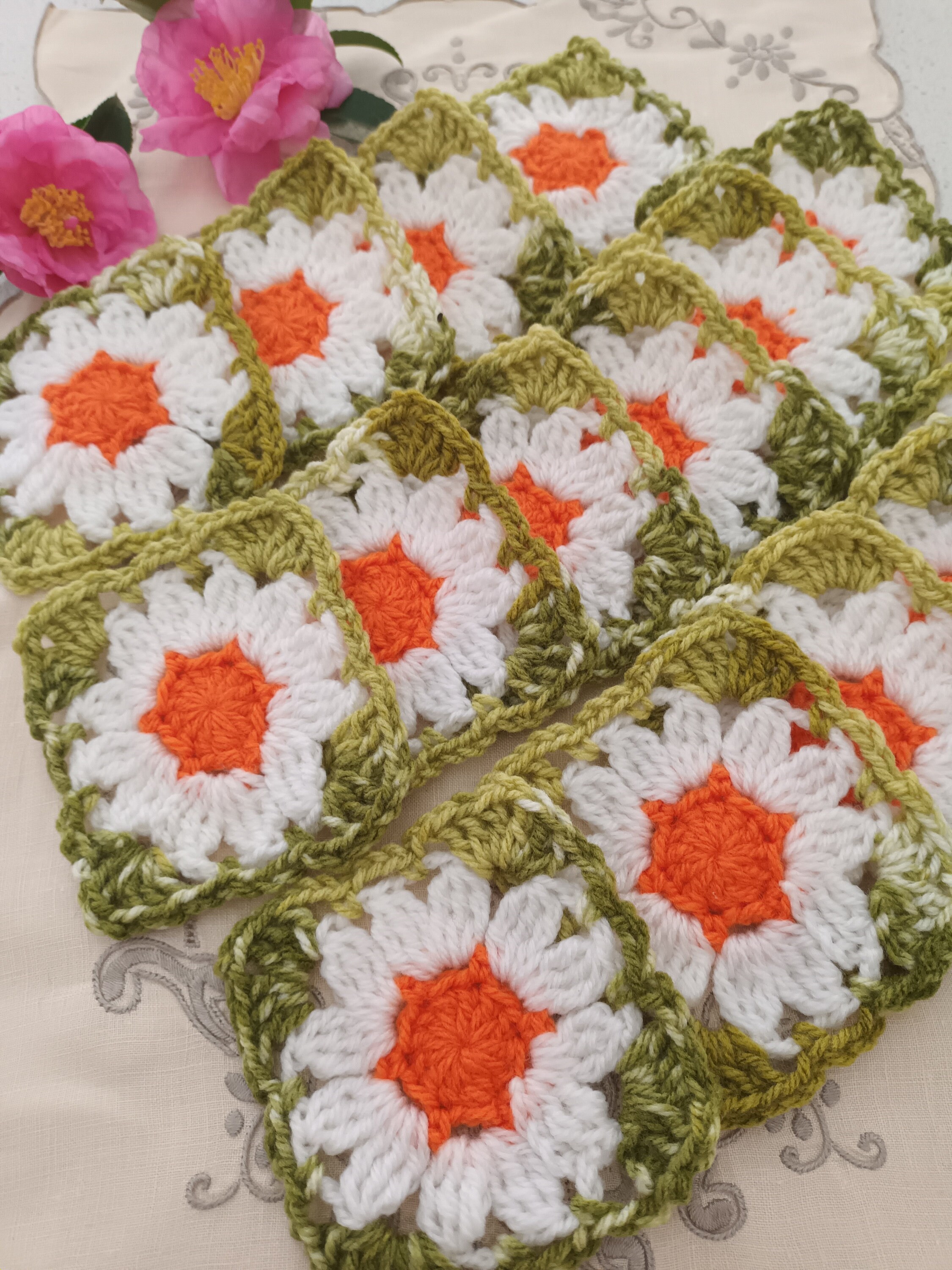 Crochet Granny Squares Set of 15 - White Daisies Crochet Squares, Granny Squares, DIY Projects ...