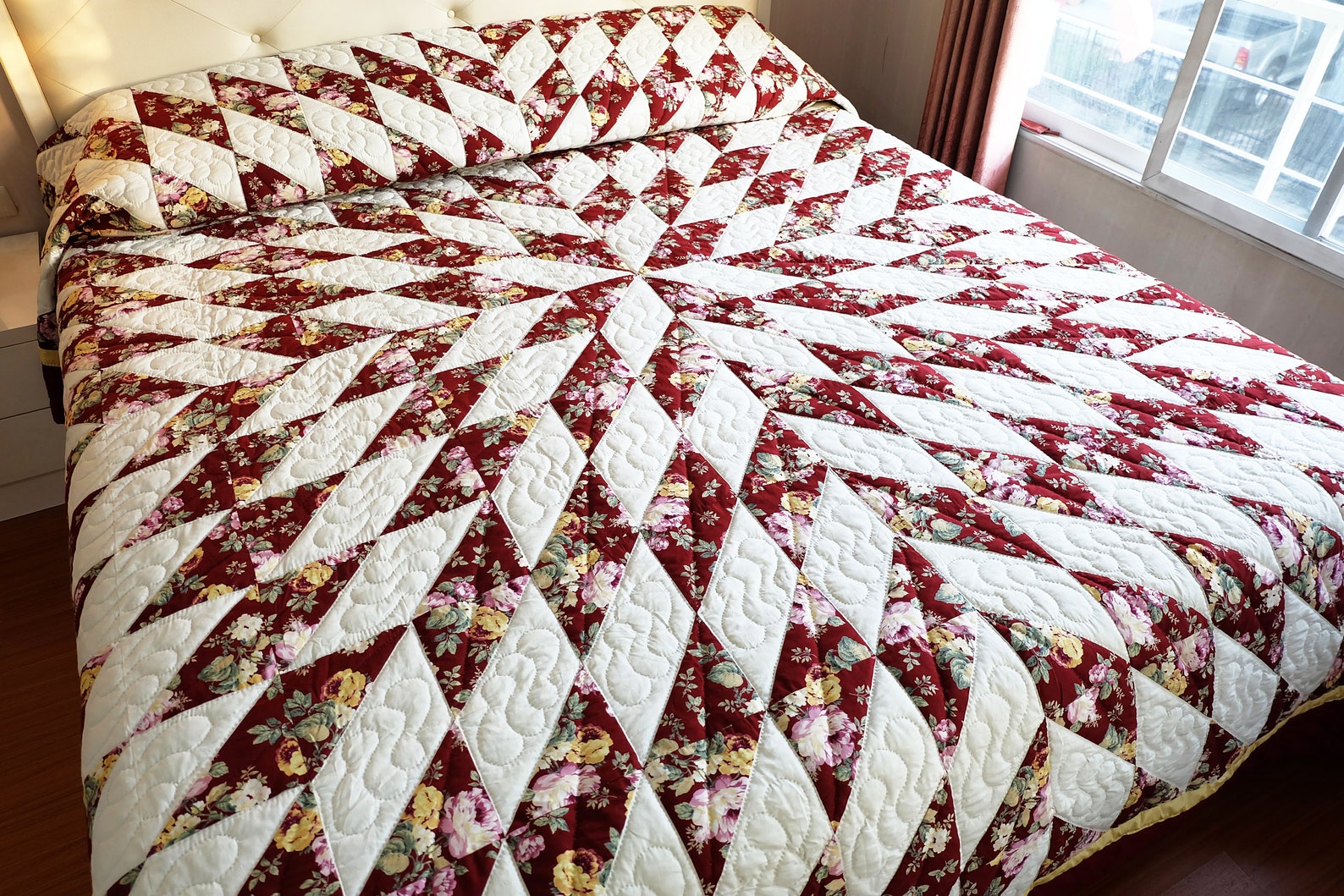 Starburst Handmade Quilt, Custom Starburst Quilt, Burgundy Giant Star ...