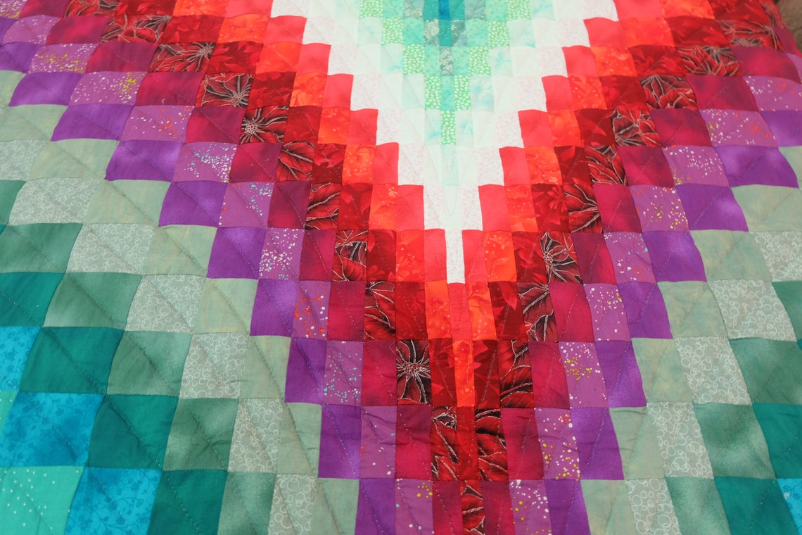 Bargello Flame Queen- Cal King Custom Quilt, Bespoke Quilt, Amish ...