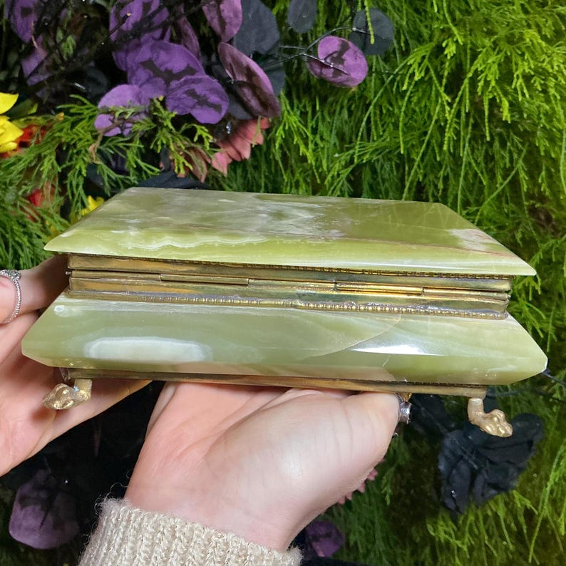 Vintage Hand Carved Afghan Jade Jewelry Box With Hinged Lid - Etsy Israel