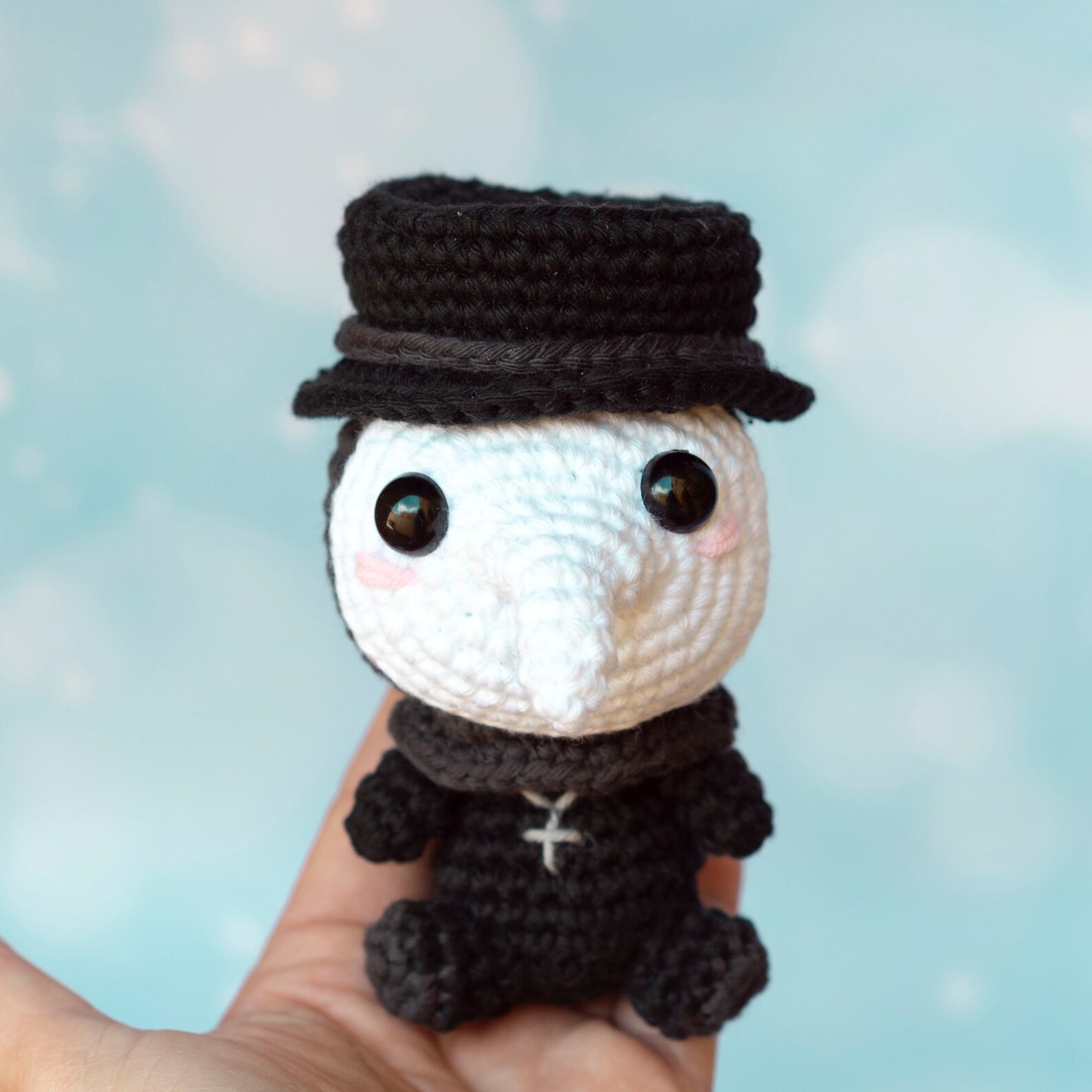 Plague Doctor Amigurumi Crochet Pattern Pdf| PDF Pattern | ENG/ESP ...