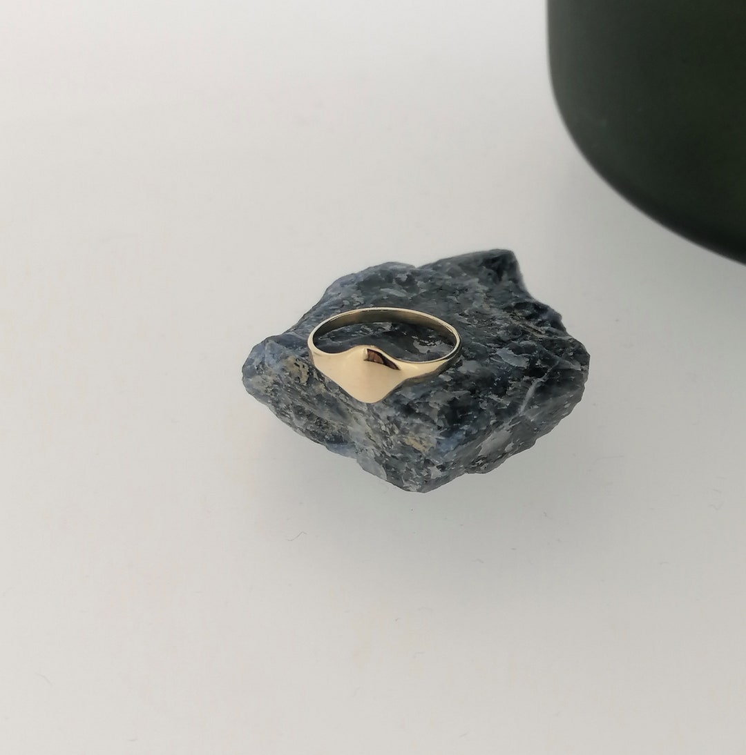 Solid 9ct Yellow Gold Plain Round Signet Ring, Ladies Simple Minimalist ...