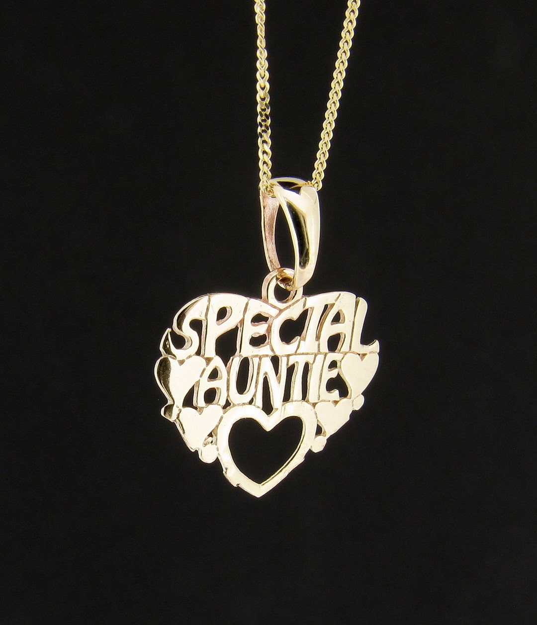 Solid 9ct Yellow Gold Small Special Auntie Heart Shape Pendant And Chain 12mm X 11mm Tiny