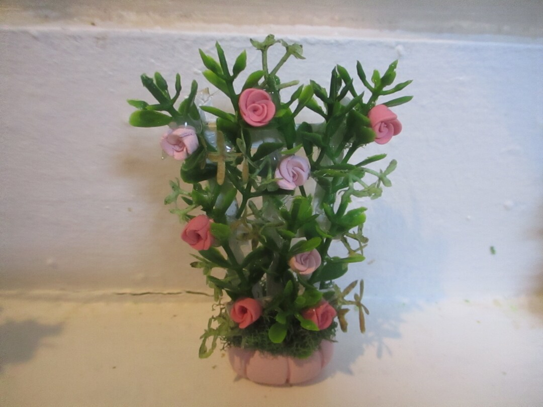 Miniature Doll/dollhouse 3 1/2h Rose Trellis/polymer - Etsy