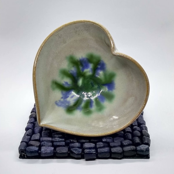 Pottery Heart - Etsy