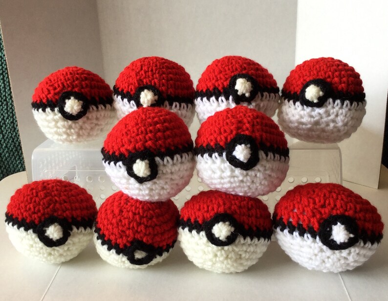 Original Pokeball pokemon - Etsy