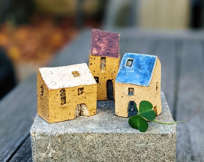 Tiny Houses, Little Houses, Small House, Ceramics, Ceramic House ...