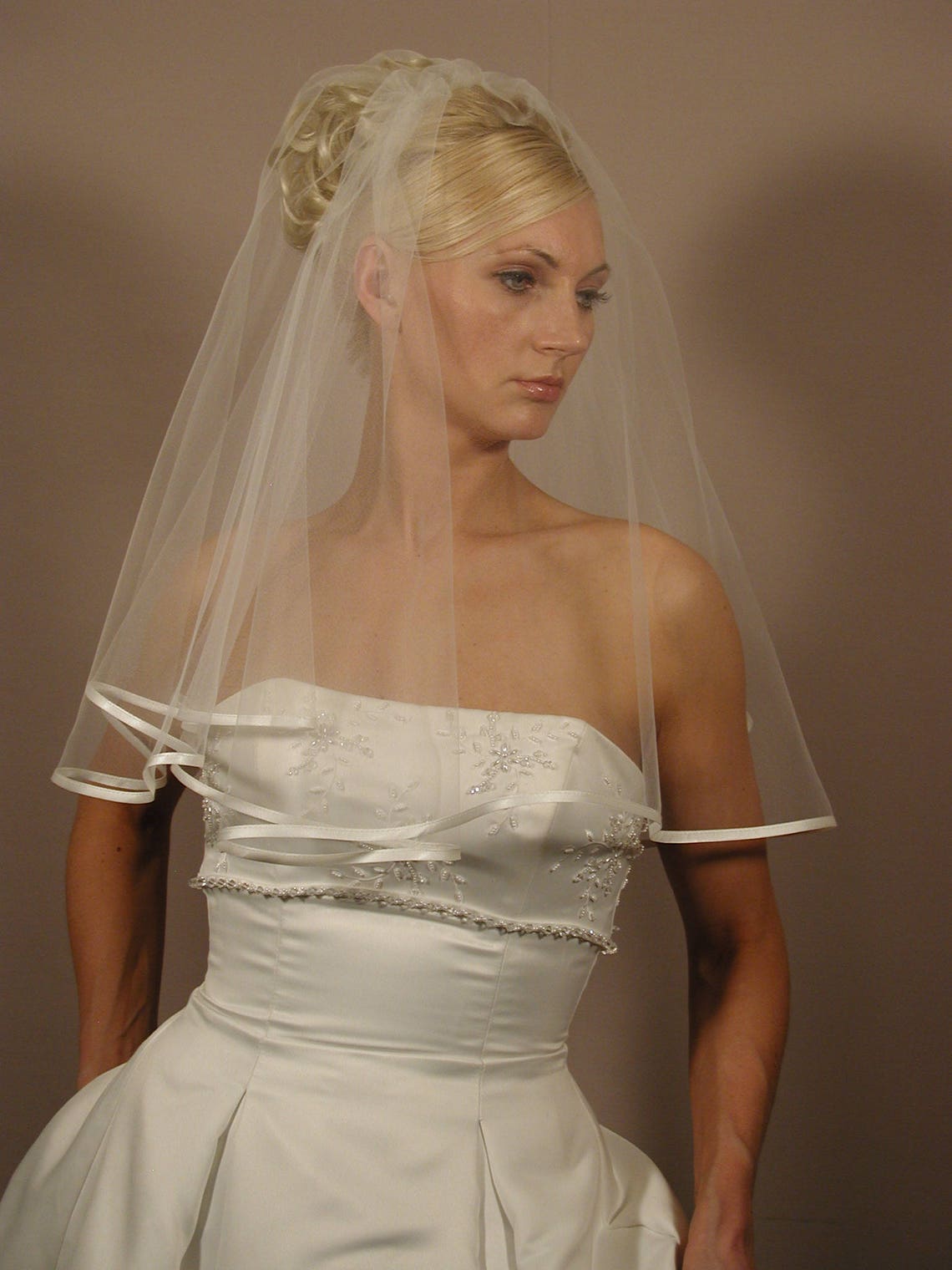 Two Tier Circle Veil 2 Tier Satin Veil Shoulder Veil with | Etsy