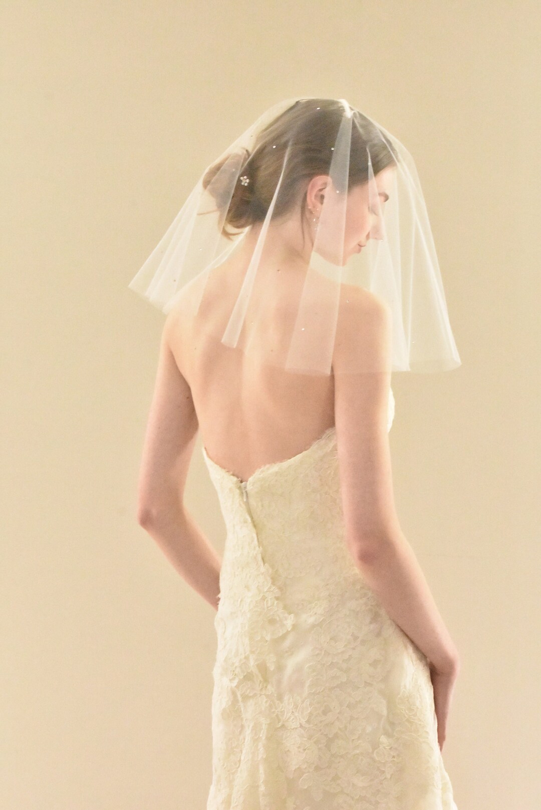Simple Short Crystal Veil | First Communion Veil | Shoulder Length Veil ...