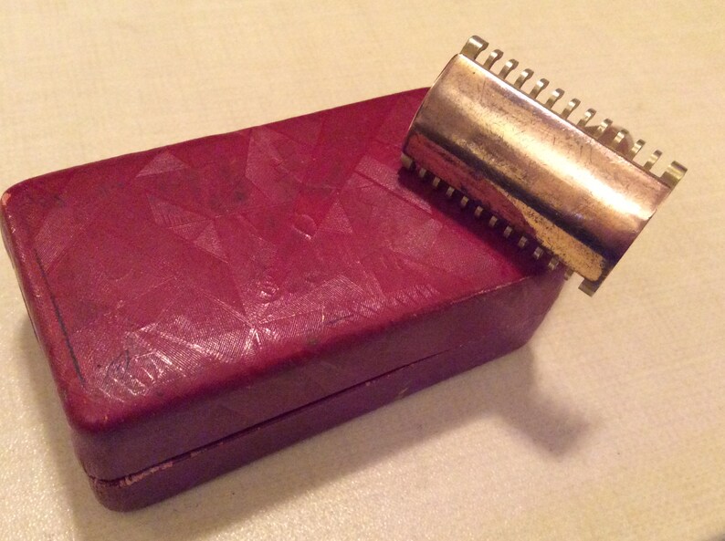 Gillette Long Comb new Type Safety Razor in Case - Etsy