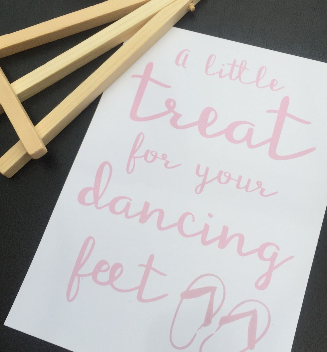 Flip Flop Wedding Sign | Dancing Feet Favor With Easel - Etsy UK
