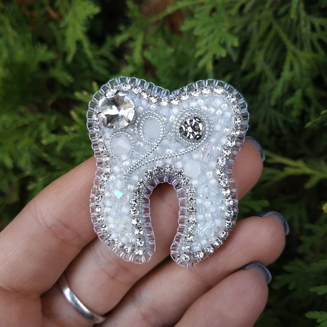 Broche dentaire en perles de rocaille, bijoux dentaires, épingles à ...