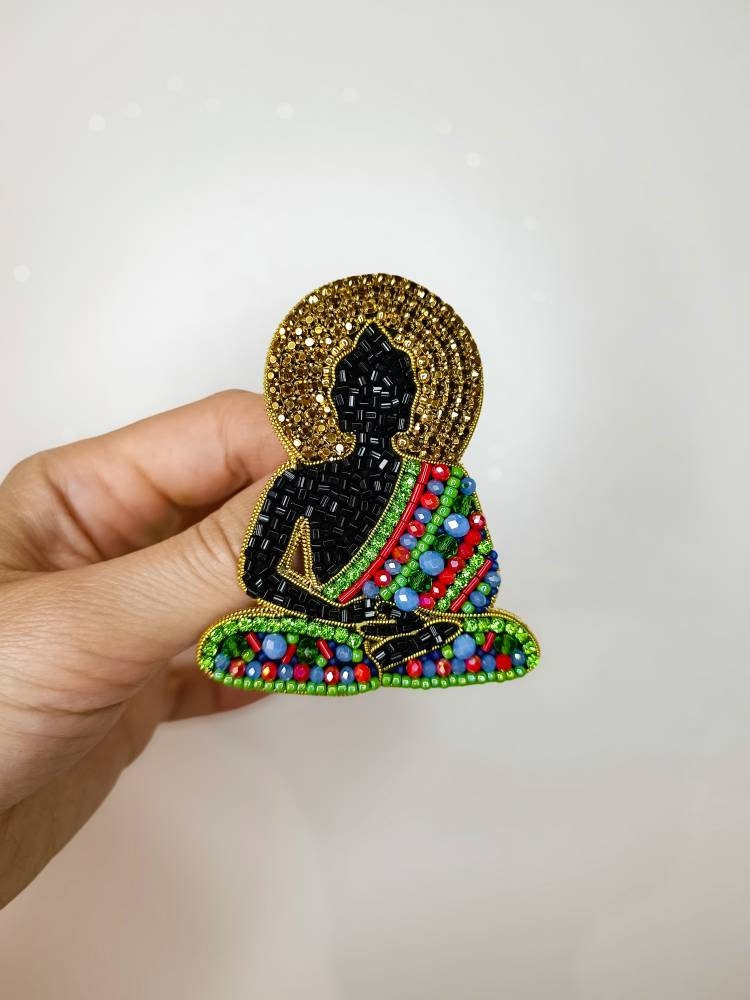 Embroidered Buddha Pin Buddhist Theme Beaded Portrait Brooch - Etsy