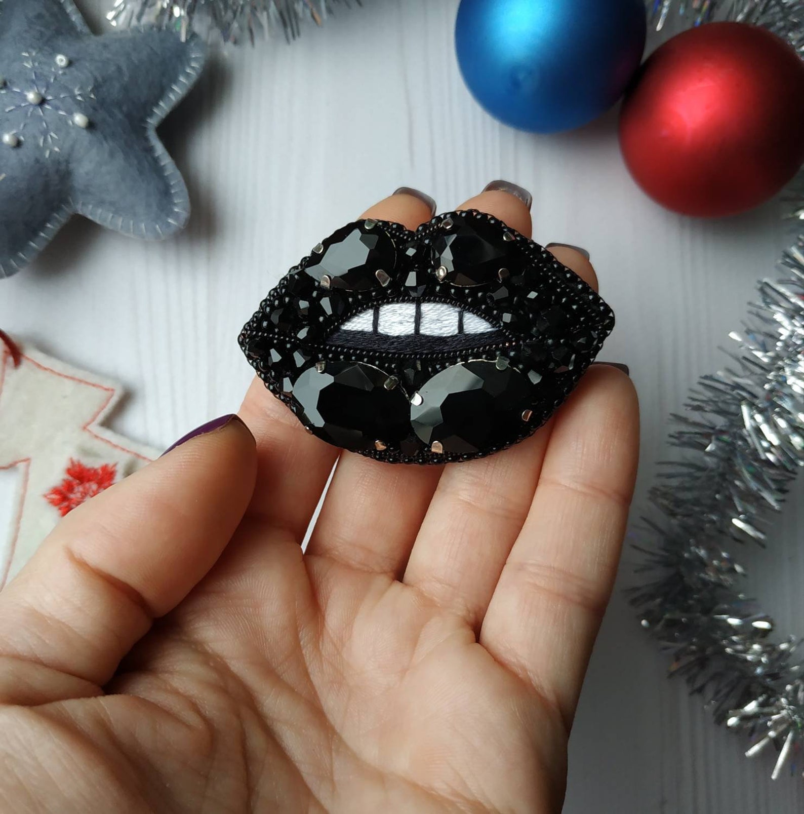 Unique Jewelry Beaded Lips Brooch Embroidered Handmade Pin Gift for Her ...