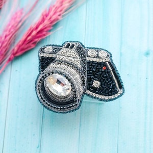 Beaded Camera Brooch Embroidered Photo Camera Pin Photographer Gift ...