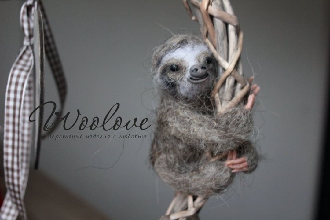 Needle Felted Sloth: Eco-friendly Posable Wool Toy (5cm) - Etsy