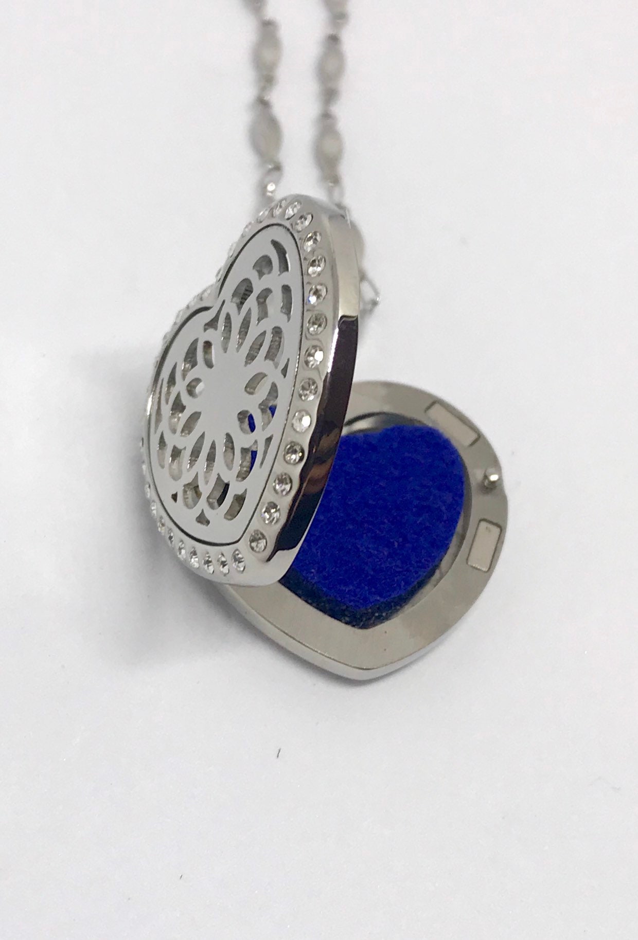 Heart Shaped Essential Oil Diffuser Necklace//aromatherapy Jewelry ...