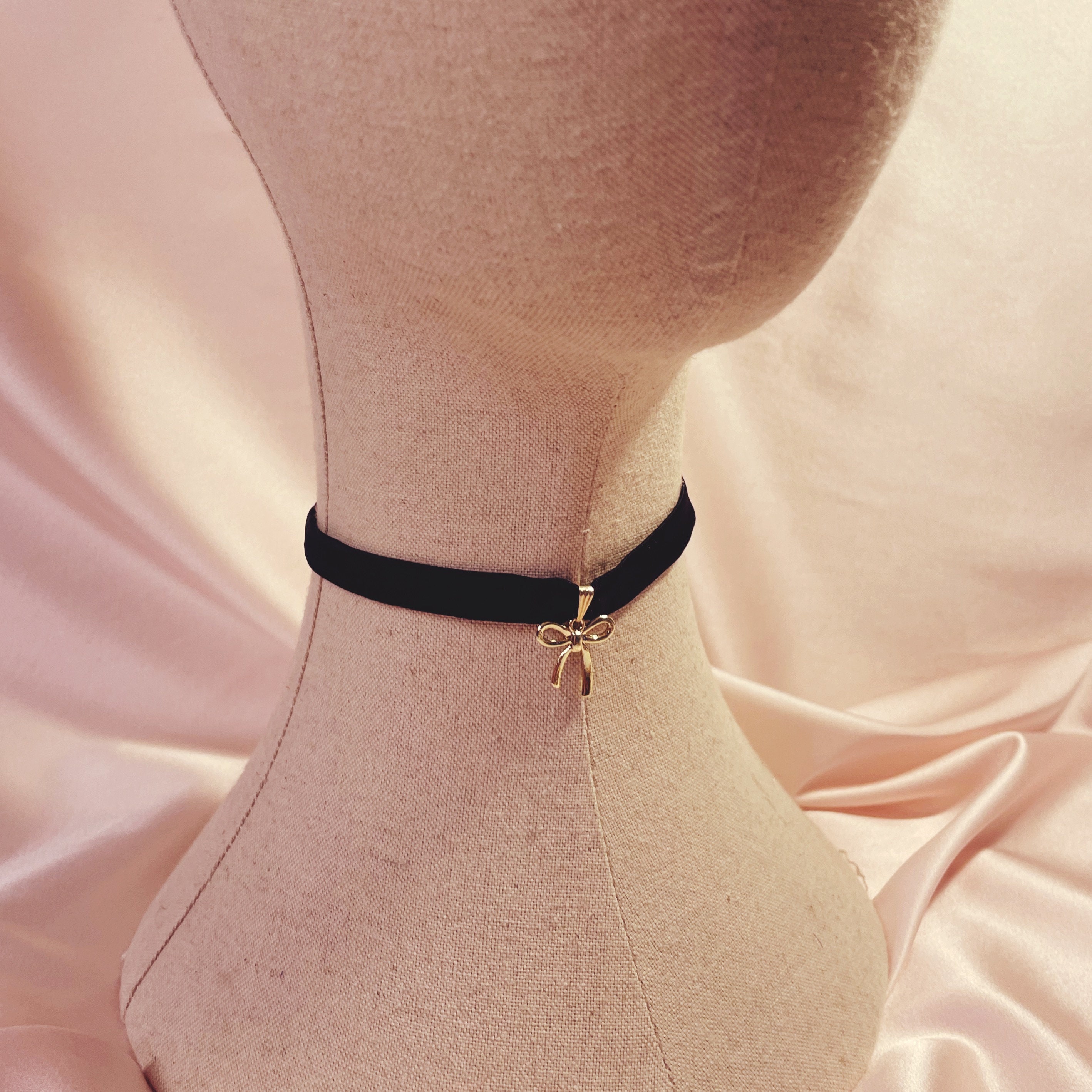 Shell Pink Bobbie Bow Charm Stretch Mulberry Silk Choker Necklace- Sewn ...