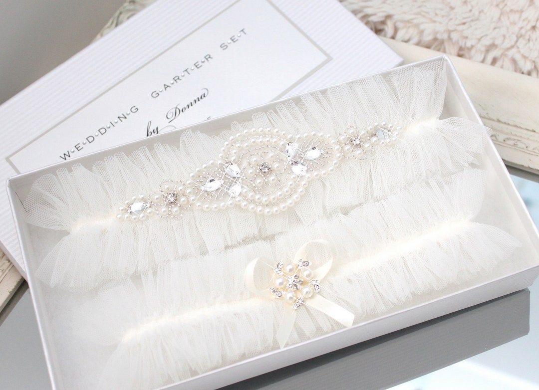Ivory Tulle Wedding Garter Set, Pearls & Crystals - Etsy