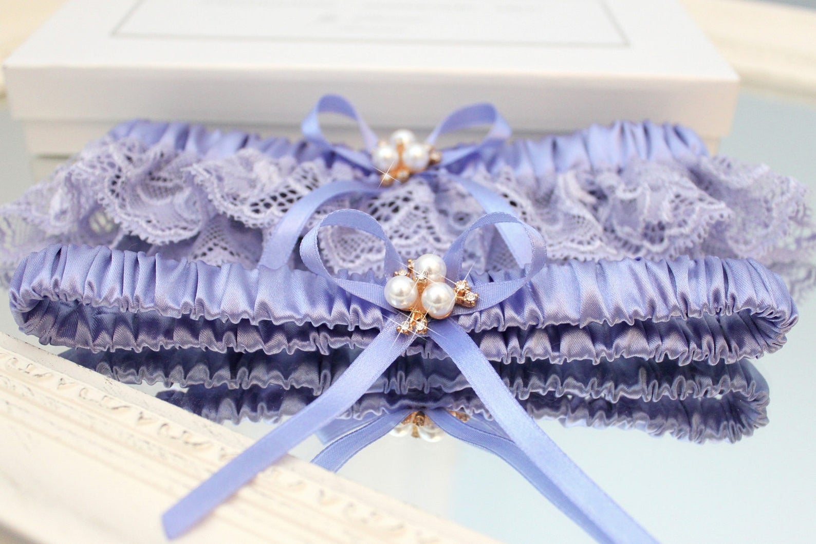 Lilac Lace Wedding Garter Set With Gold and Pearls Charm, Plus Size ...
