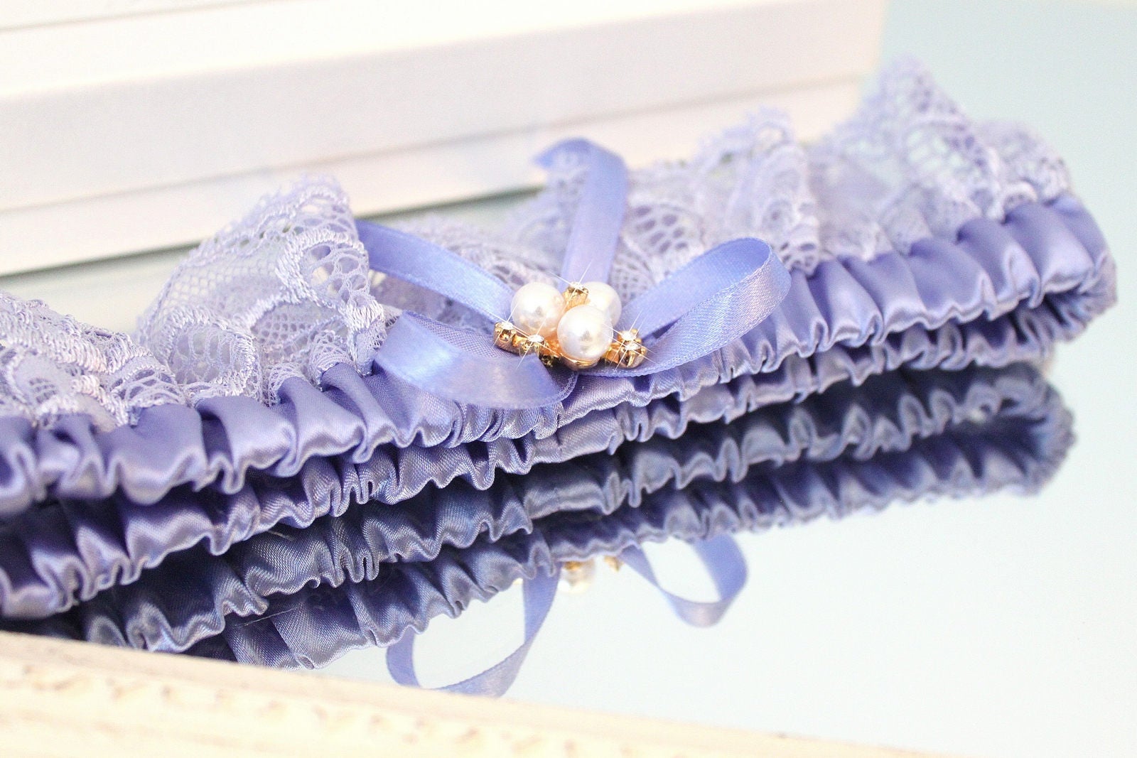 Lilac Lace Wedding Garter With Pearls Charm - Etsy