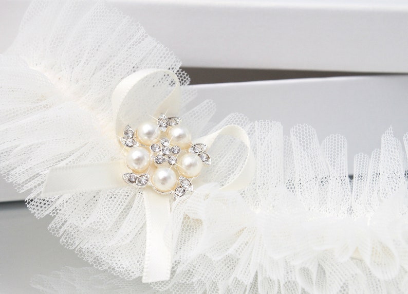 Ivory garter ivory wedding garter ivory tulle garter ivory | Etsy