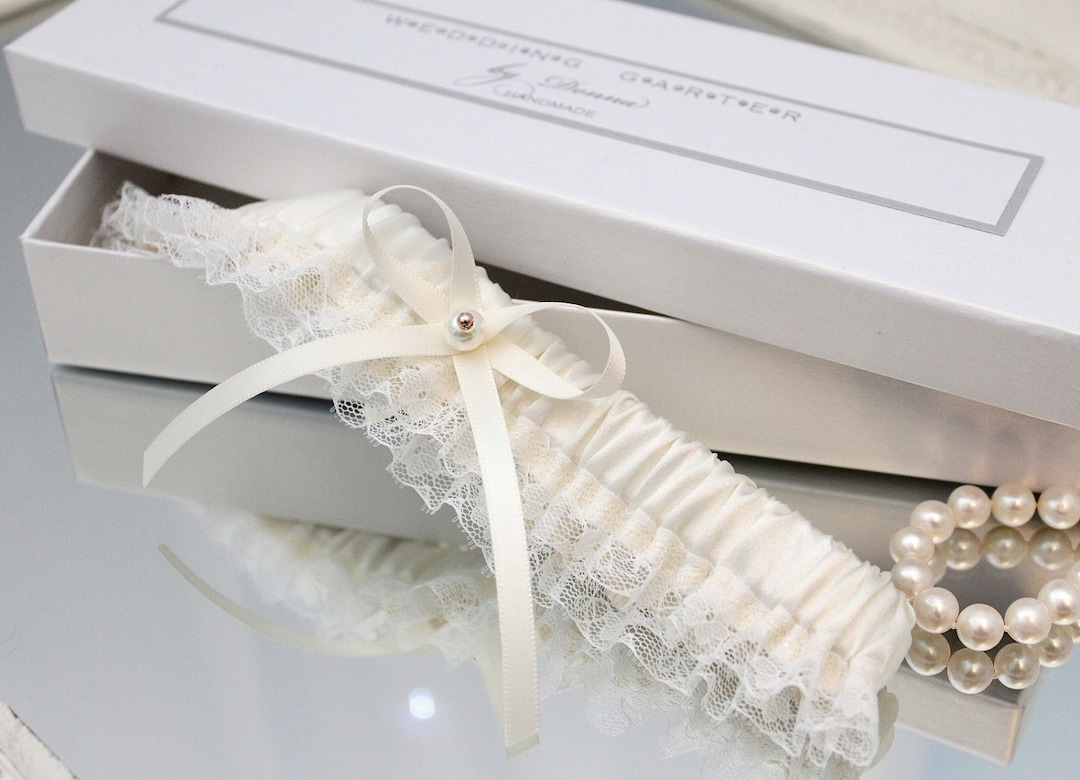 Ivory Garter, Ivory Wedding Garter, Ivory Lace Garter, Champagne Garter ...