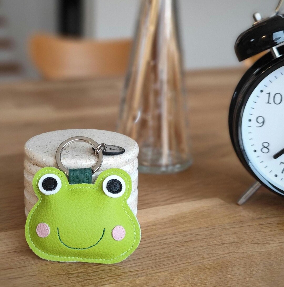Cute Frog Keychain, Frog Bag Charm, Green Frog Faux Leather Keychain ...