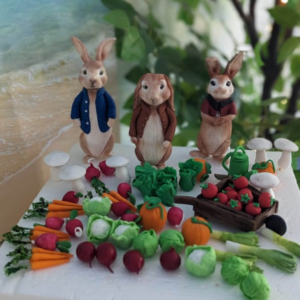 Peter Rabbit Cake Topper - Etsy