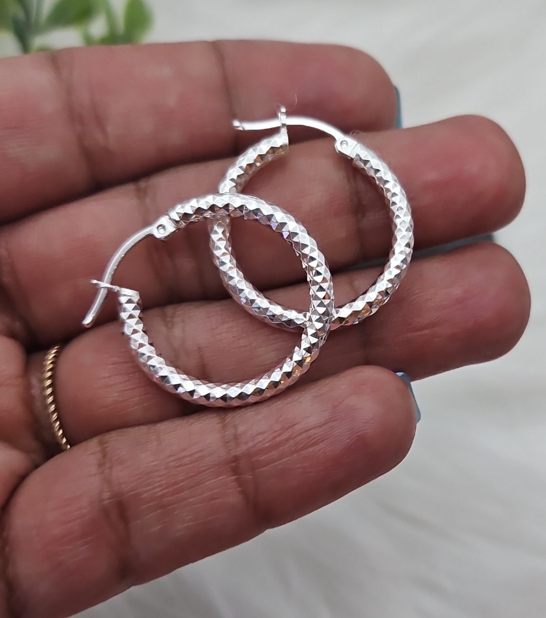 Sterling Silver Diamond Cut Hoop Earrings: Lightweight 25mm Hoops, 925 ...