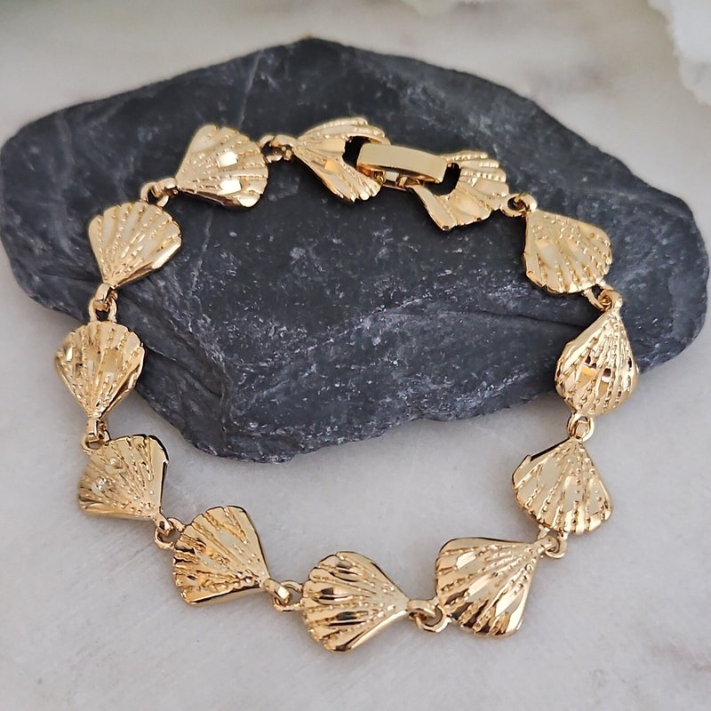 Seashell Bracelet - Etsy