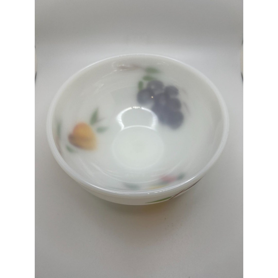 Fire King Gay Fad Fruit Pattern 6" Mixing Bowl Serving Glass Oven Ware ...