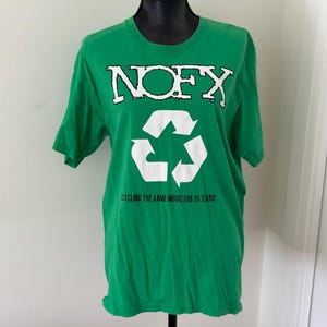 Vintage 90s NOFX Heavy Petting Zoo Graphic Anti Activewear Vintage 90s NOFX Heavy Petting Zoo Graphic Anti Activewear
