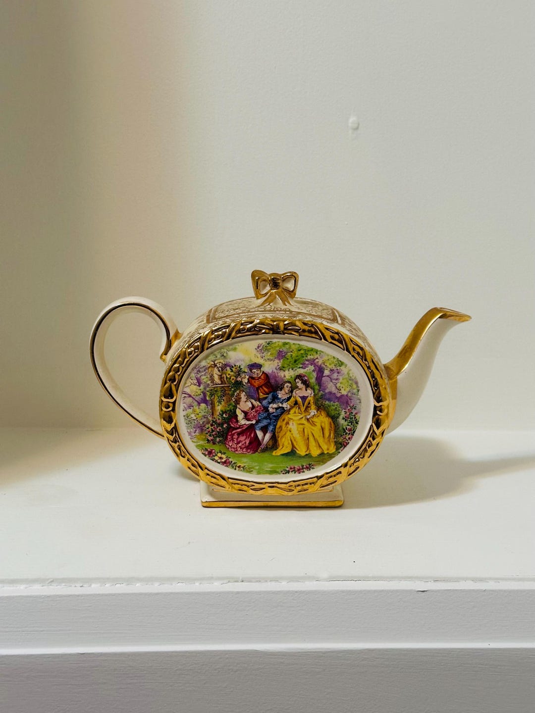 Mid Century Sadler Barrel Shaped Teapot, Musical Teapot tea for Two ...