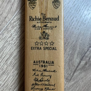 Vintage Miniature Cricket Bat Signed fascimile by the Australia Cricket ...