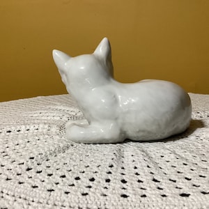 Vintage White Ceramic Cat Figurine Made in Italy - Etsy