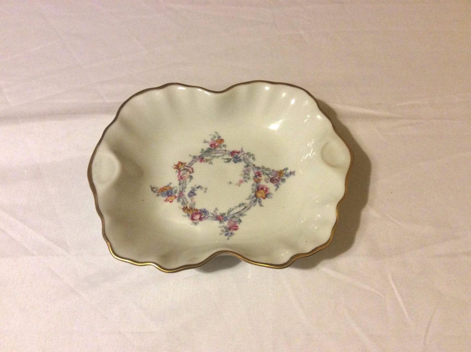 French Country Limoges Porcelain Malbec France Floral Gold Trim Bowl 7 ...