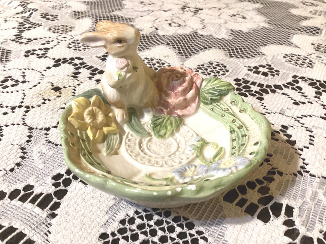 Kaldun & Bogle Vintage Hand Painted Ceramic Embossed Bunny Rabbit Candy ...