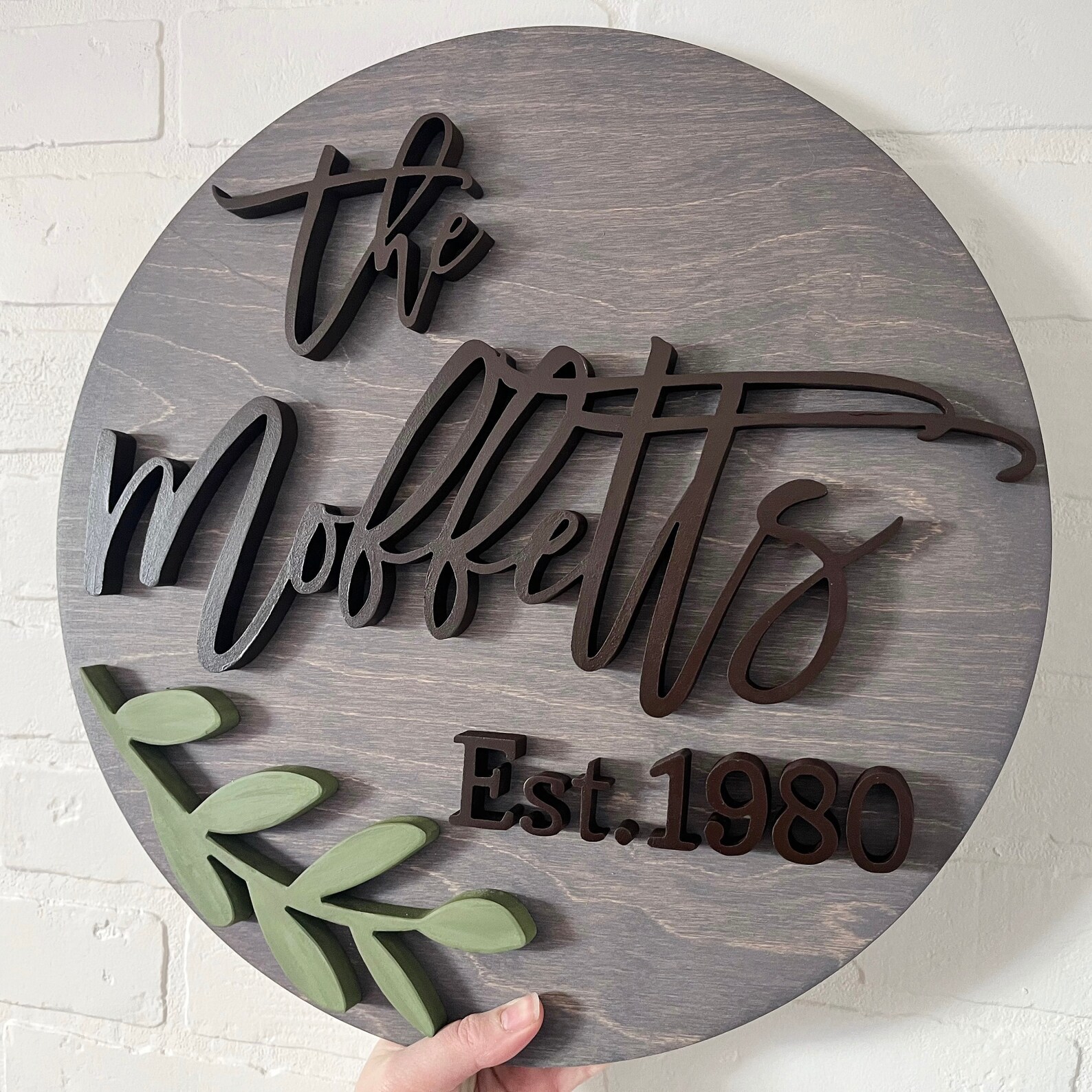 Last Name Round // Farmhouse Sign // Rustic Home Decor // - Etsy