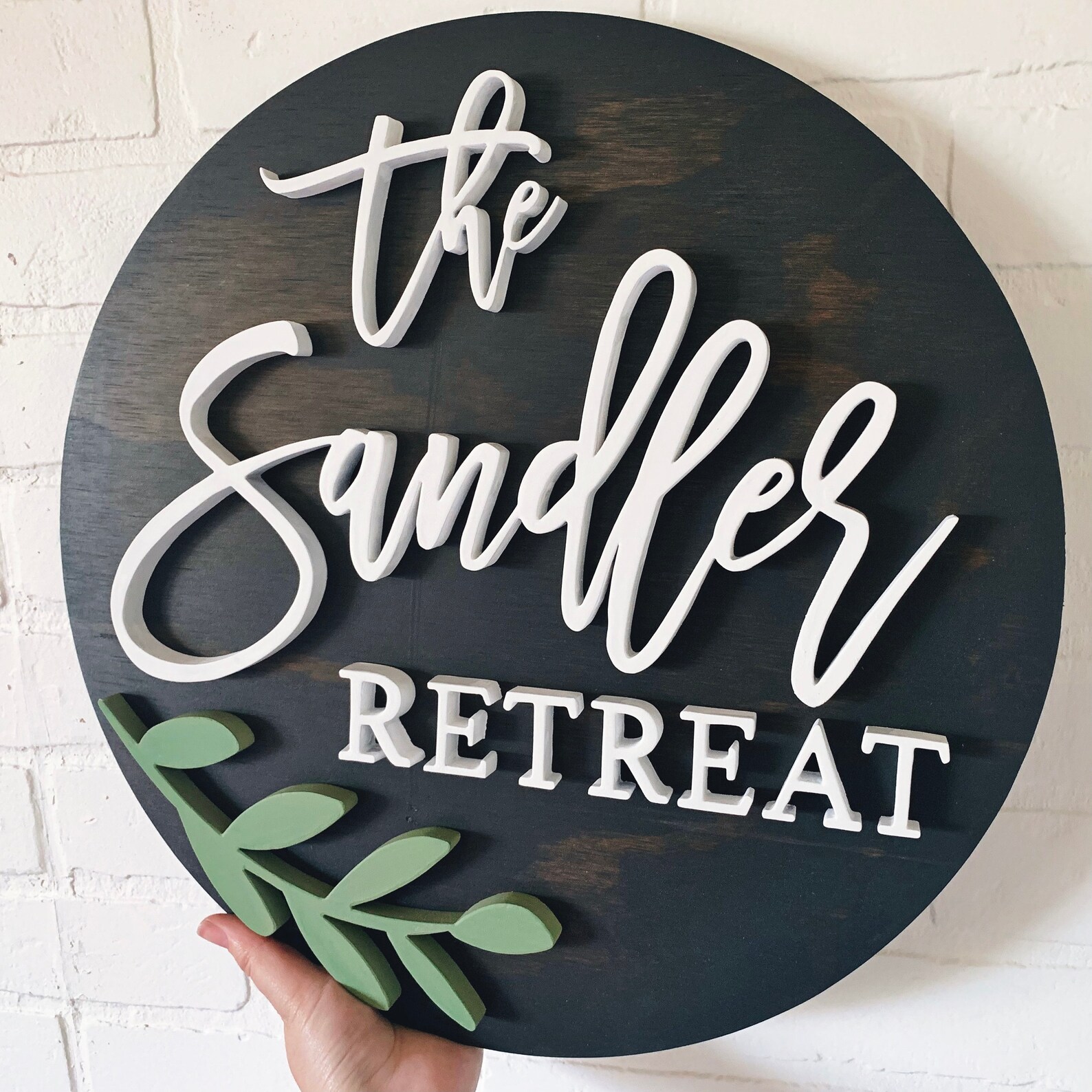 Last Name Round // Farmhouse Sign // Rustic Home Decor // - Etsy