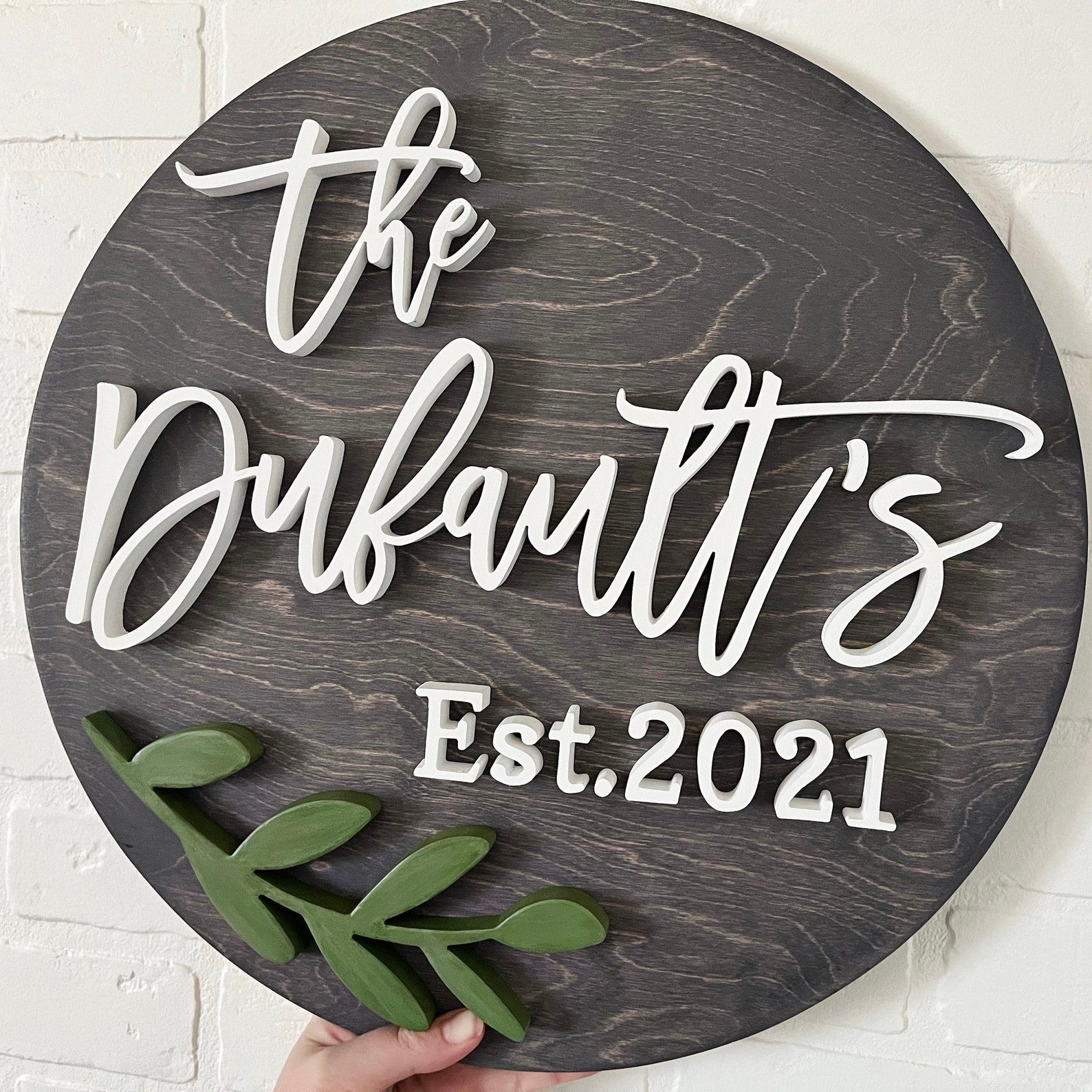 Last Name Round // Farmhouse Sign // Rustic Home Decor // - Etsy