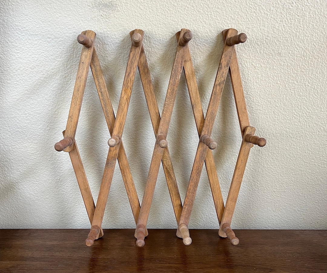 Large Vintage Wooden 13 Peg Rack, Accordion Wood 13 Peg Hanging Rack ...
