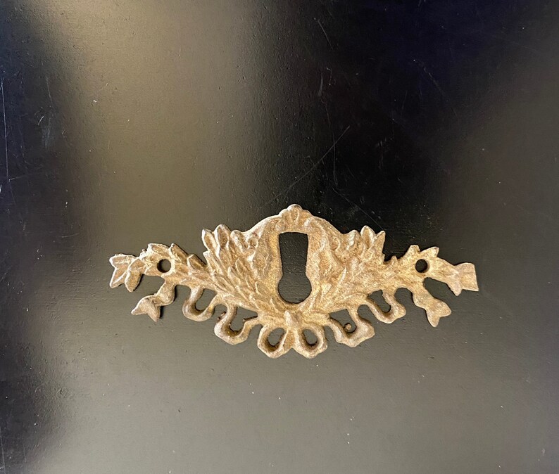 Vintage Keyhole Plate Vintage Brass Escutcheon Keyhole - Etsy