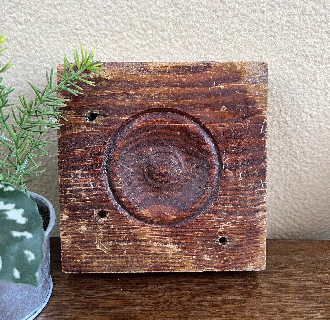 Antique Bullseye Architectural Salvage Bullseye Corner Block Interior ...