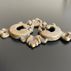 Vintage Keyhole Plate Vintage Brass Escutcheon Keyhole - Etsy