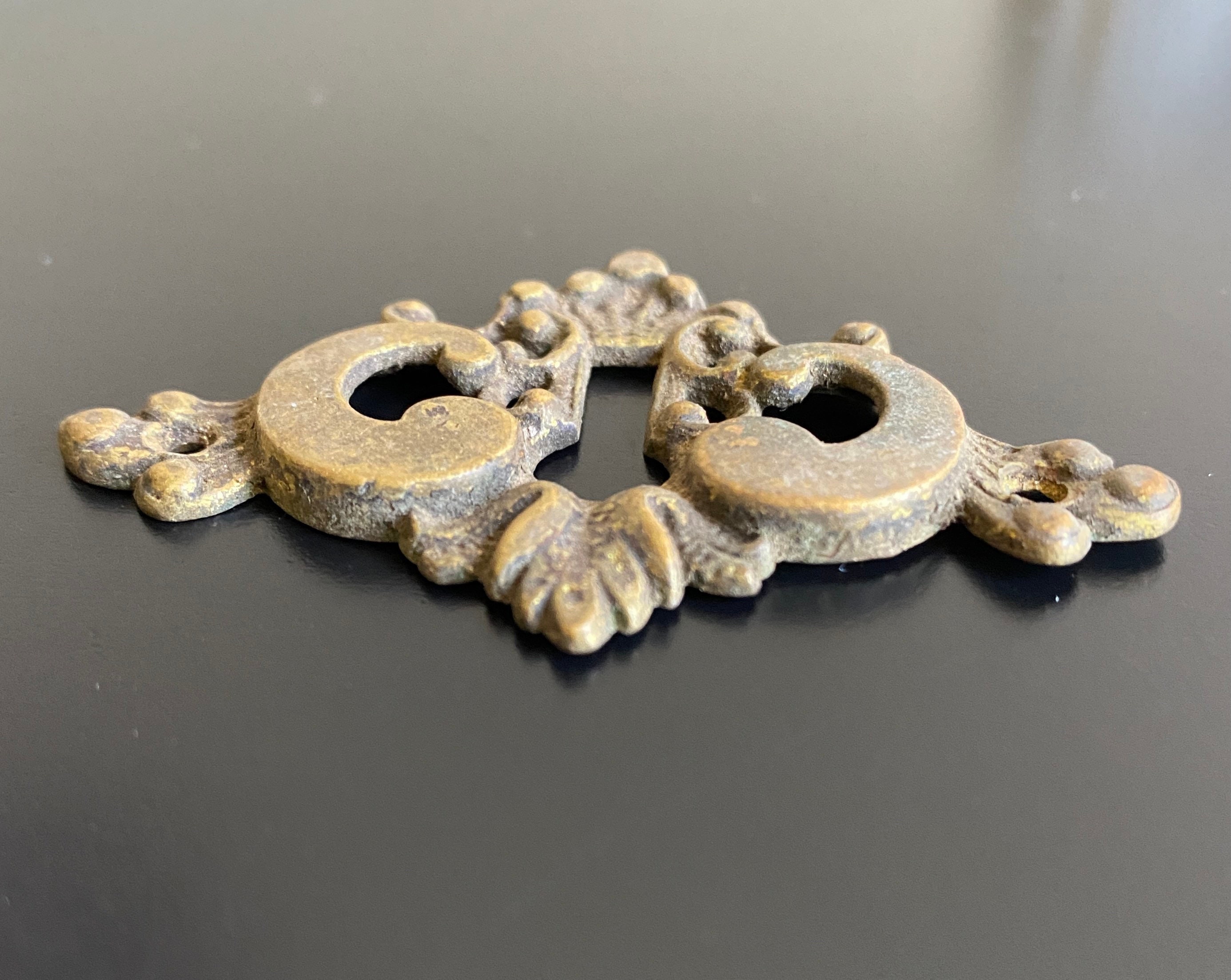 Vintage Keyhole Plate Vintage Brass Escutcheon Keyhole - Etsy