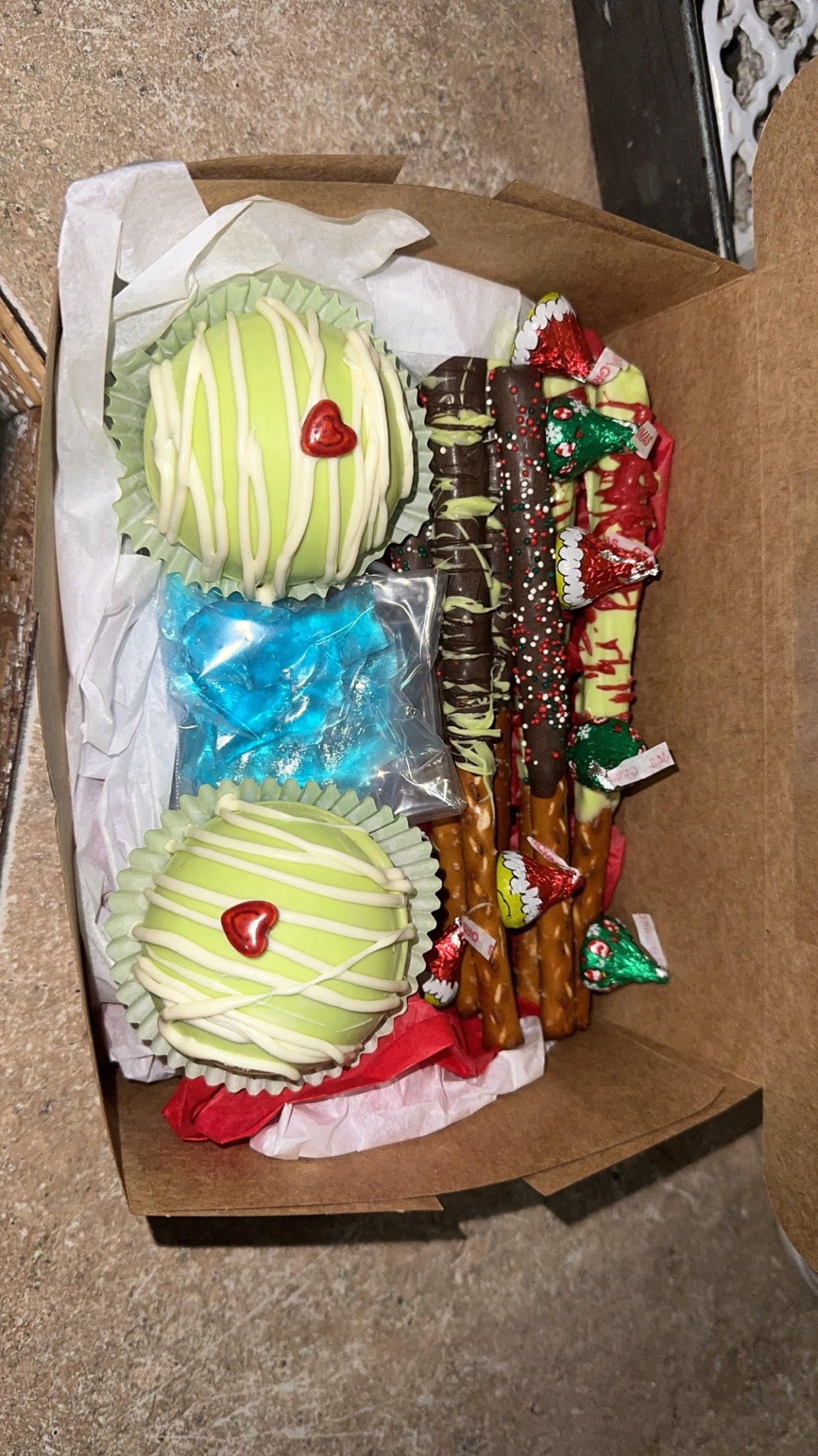 Grinch Cocoa Bomb Box - Etsy