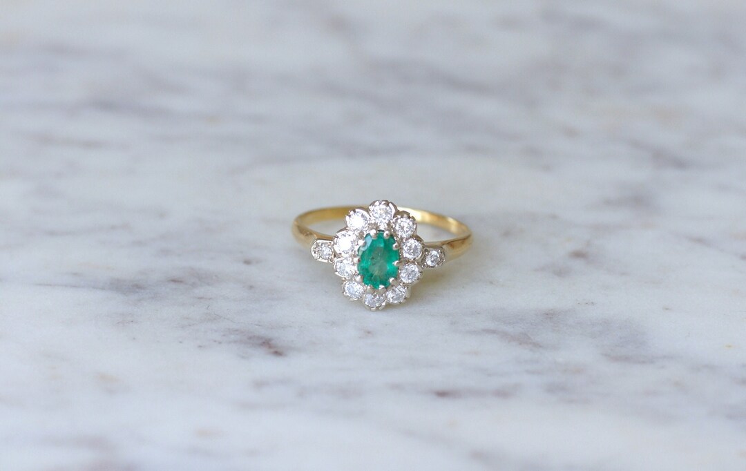 Emerald Daisy Ring and Diamonds on Gold - Etsy