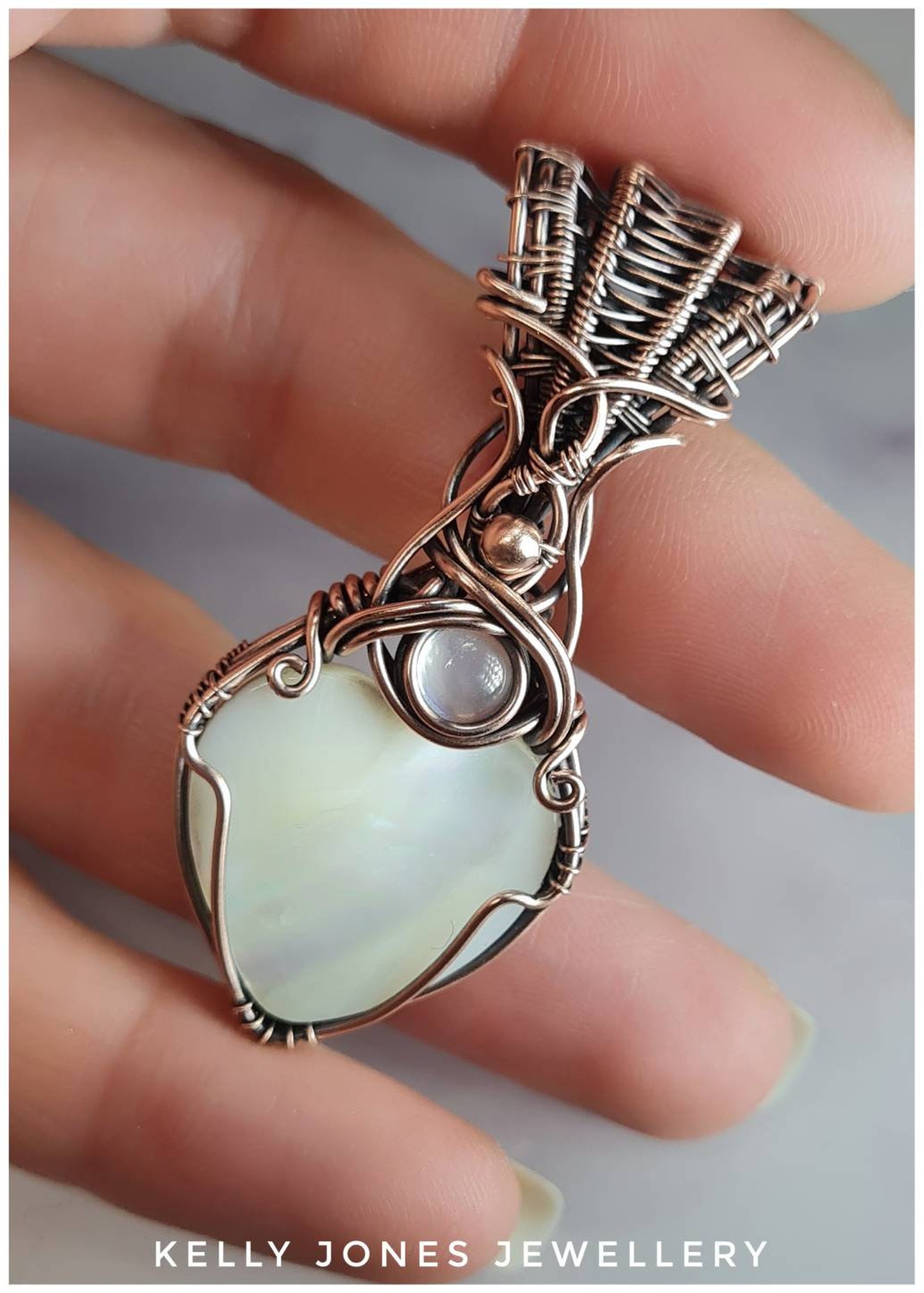 Heather Heart Pendant Tutorial by Kelly Jones. an Instant | Etsy