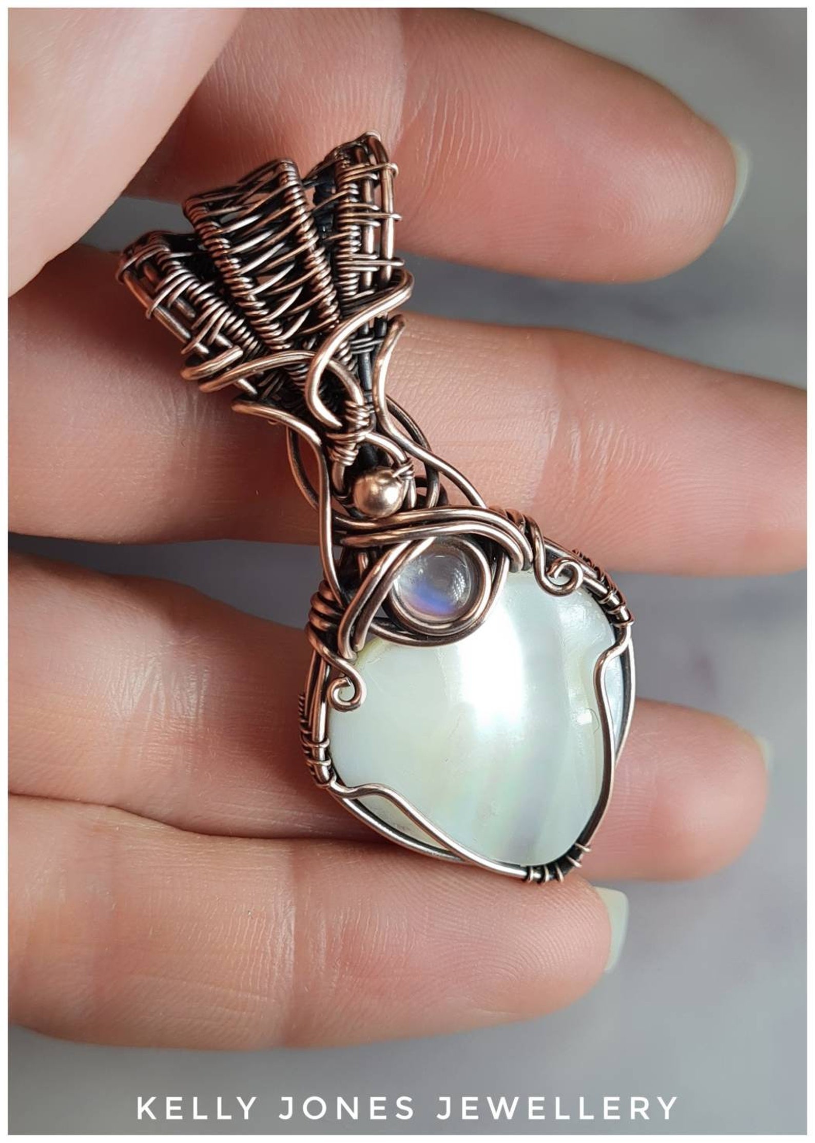 Heather Heart Pendant Tutorial by Kelly Jones. an Instant | Etsy